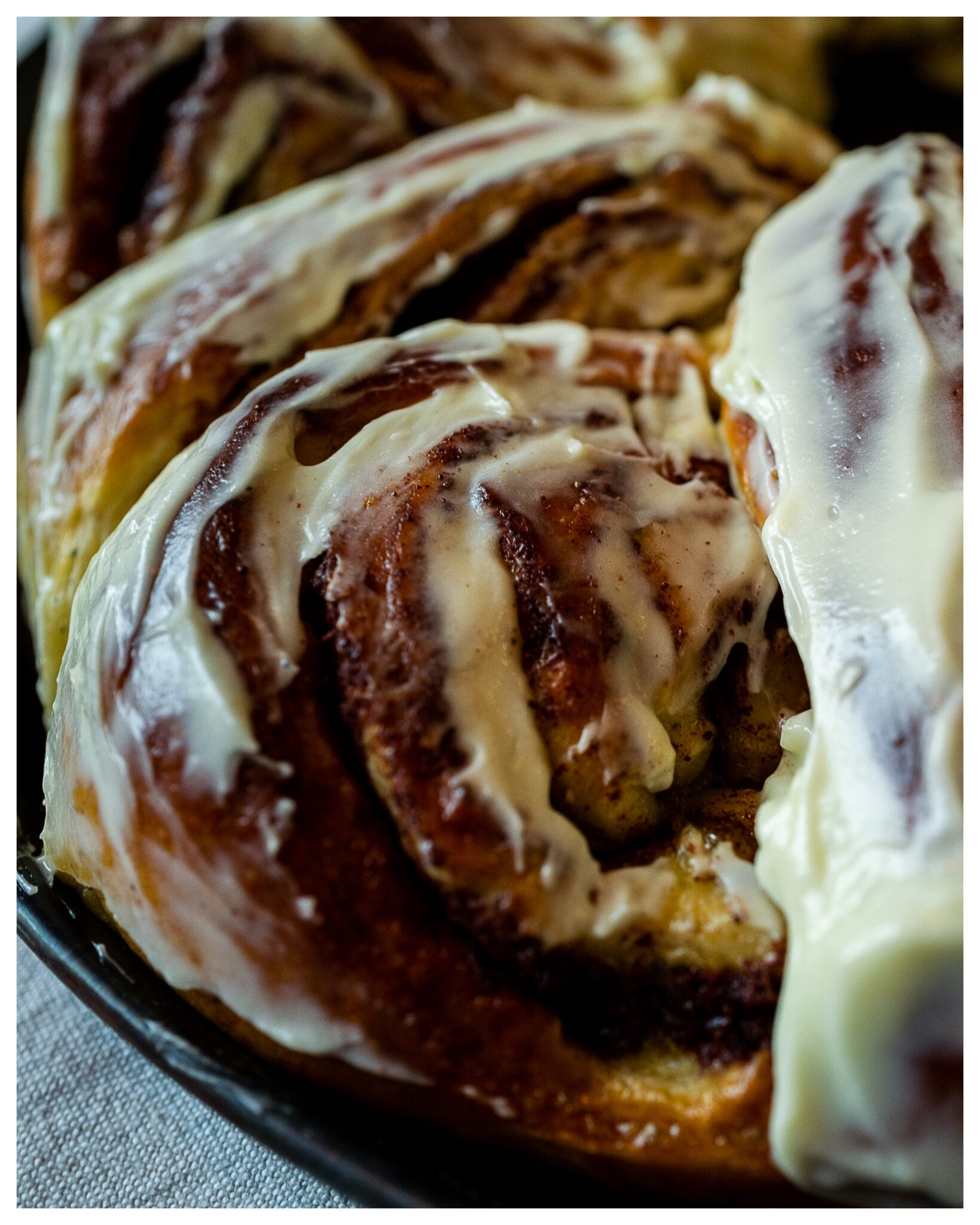 Kanelbullens dag: Firas med Smulan – kanelkrans med Philadelphiaost ...